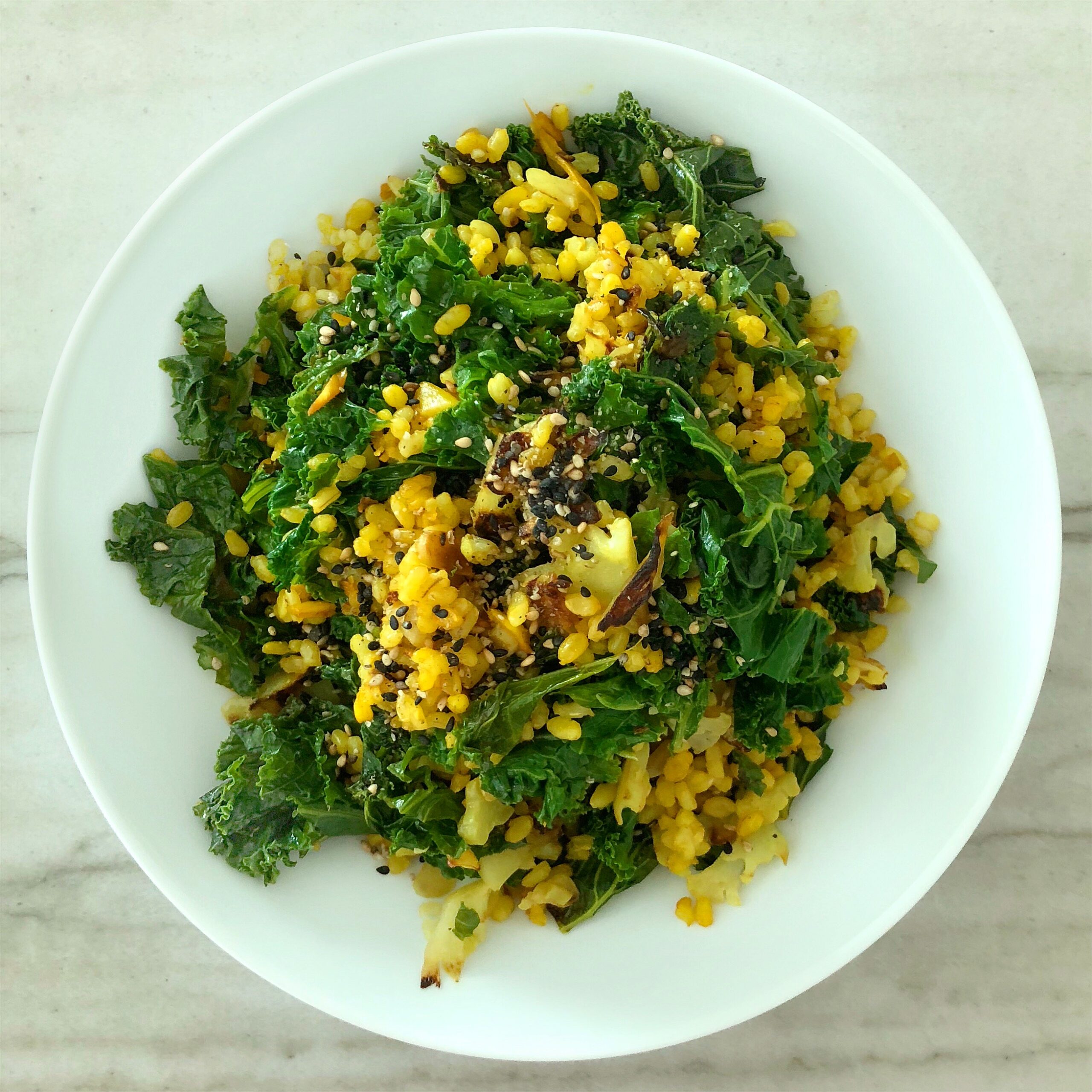 Kale, Cauliflower, and Turmeric Fried Rice - THE SALAD WHISPERER